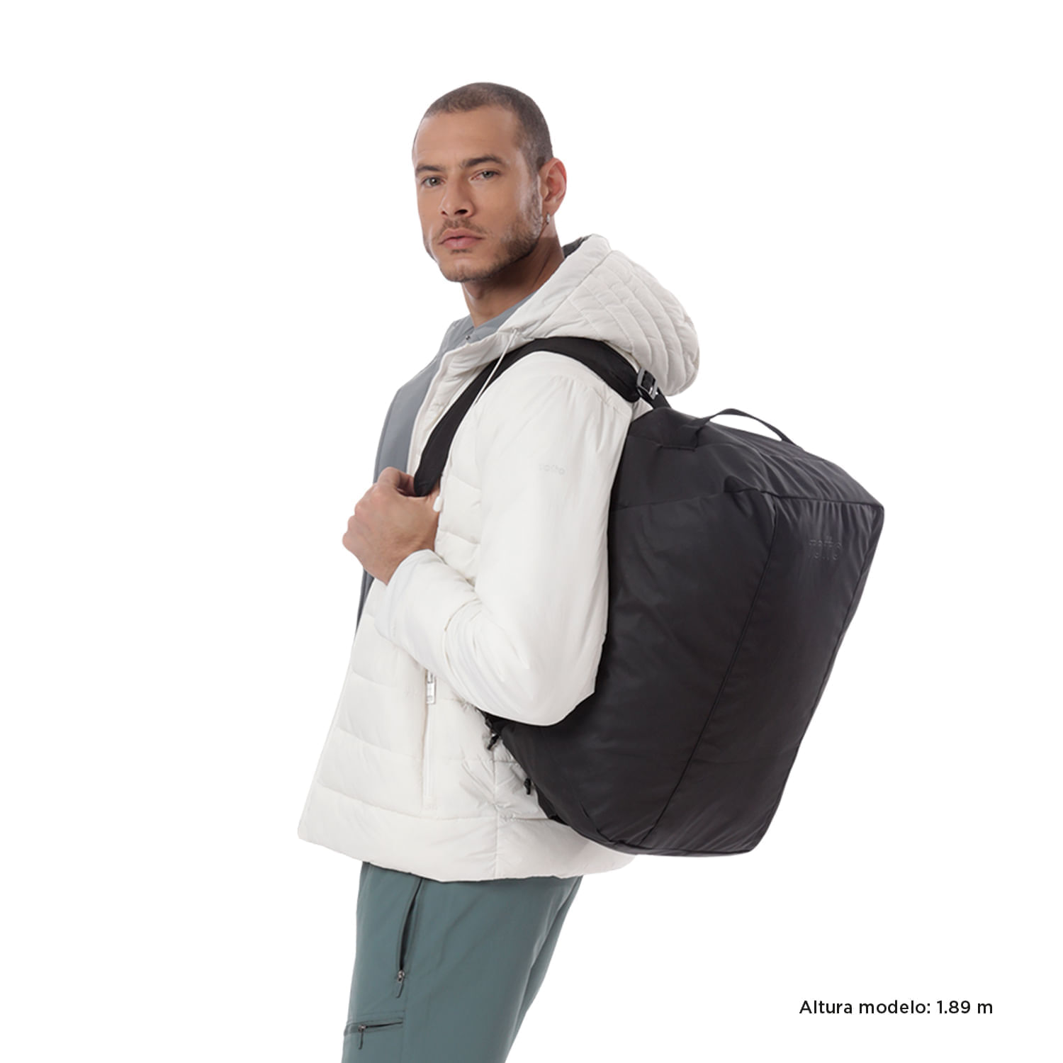 Tula viajera 2 en 1 Rever 35 Mediana Negra | Totto